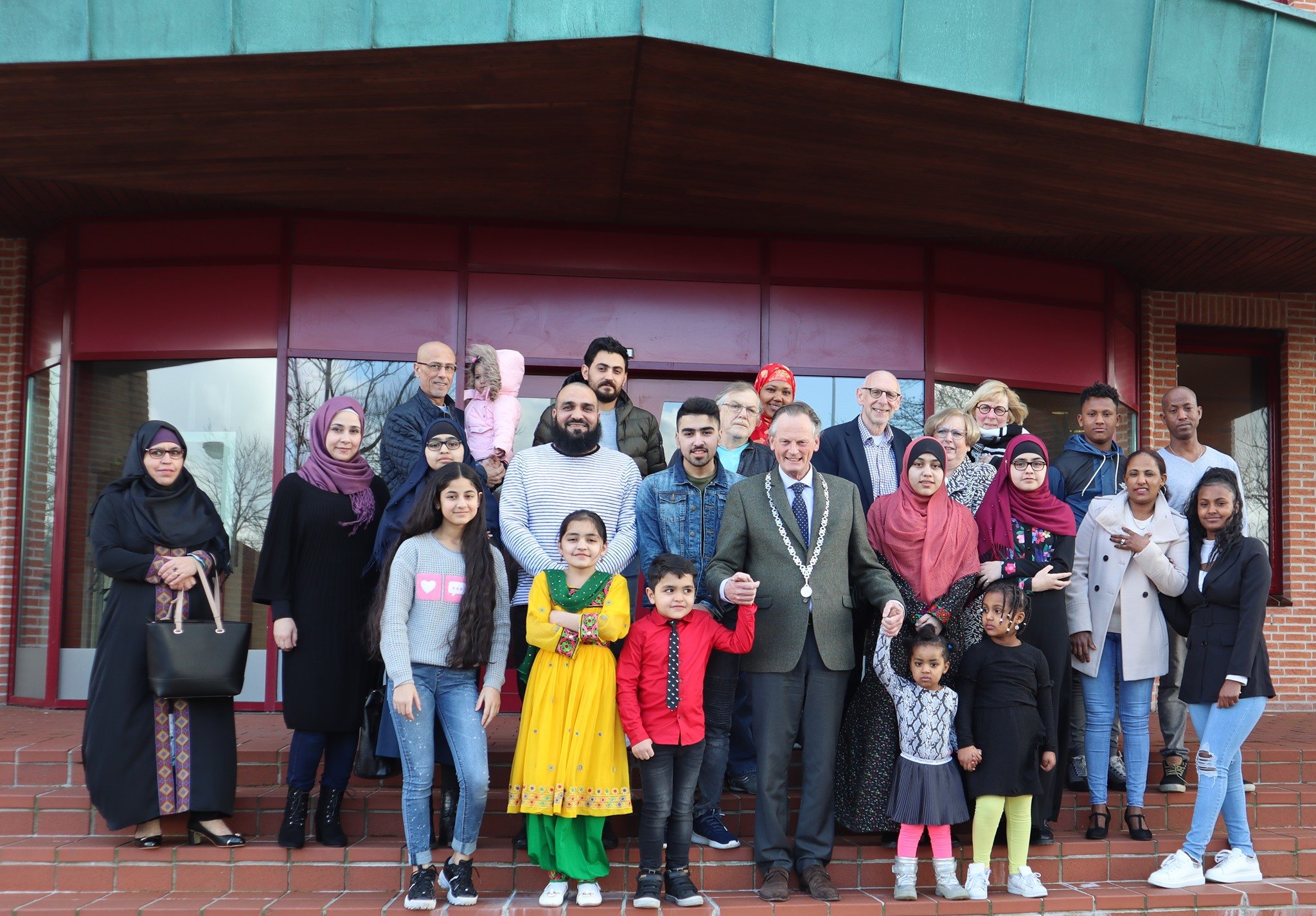 21 nieuwe 'Nederlanders' krijgen besluit van Nederlanderschap ...